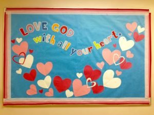 Valentines Day Bulletin Board Ideas - Sweetheart diy kids school craft