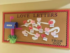 Valentines Day Bulletin Board Ideas - Sweetheart diy kids school craft
